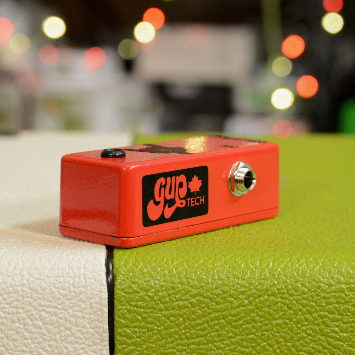 Splitter Buffer Box - 2 Out Buffered