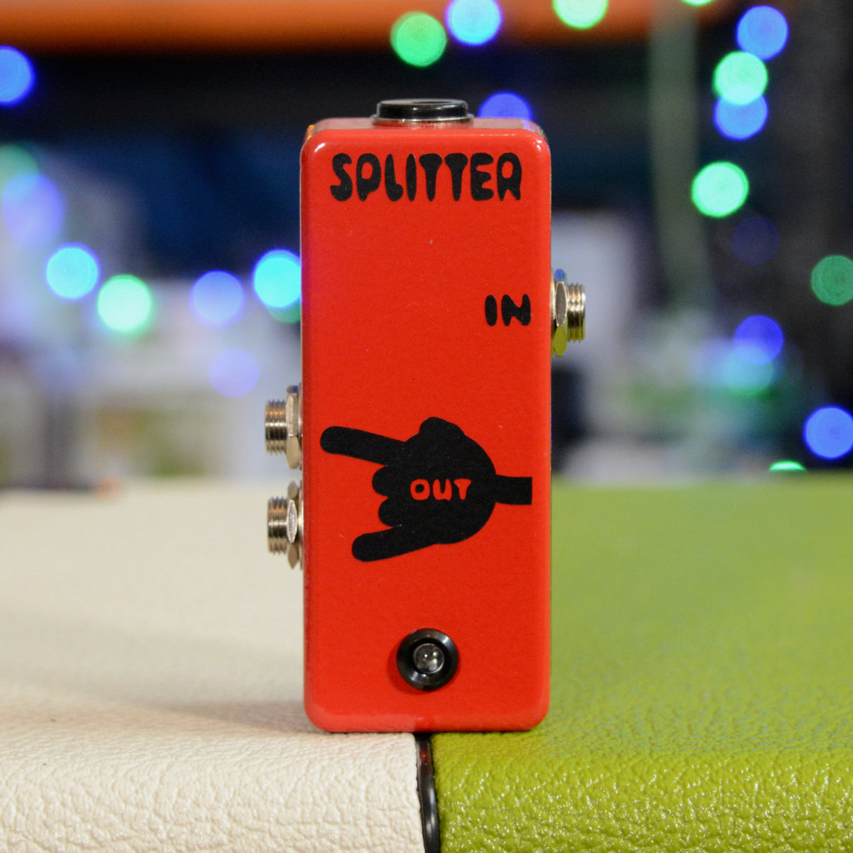 Splitter Buffer Box - 2 Out Buffered