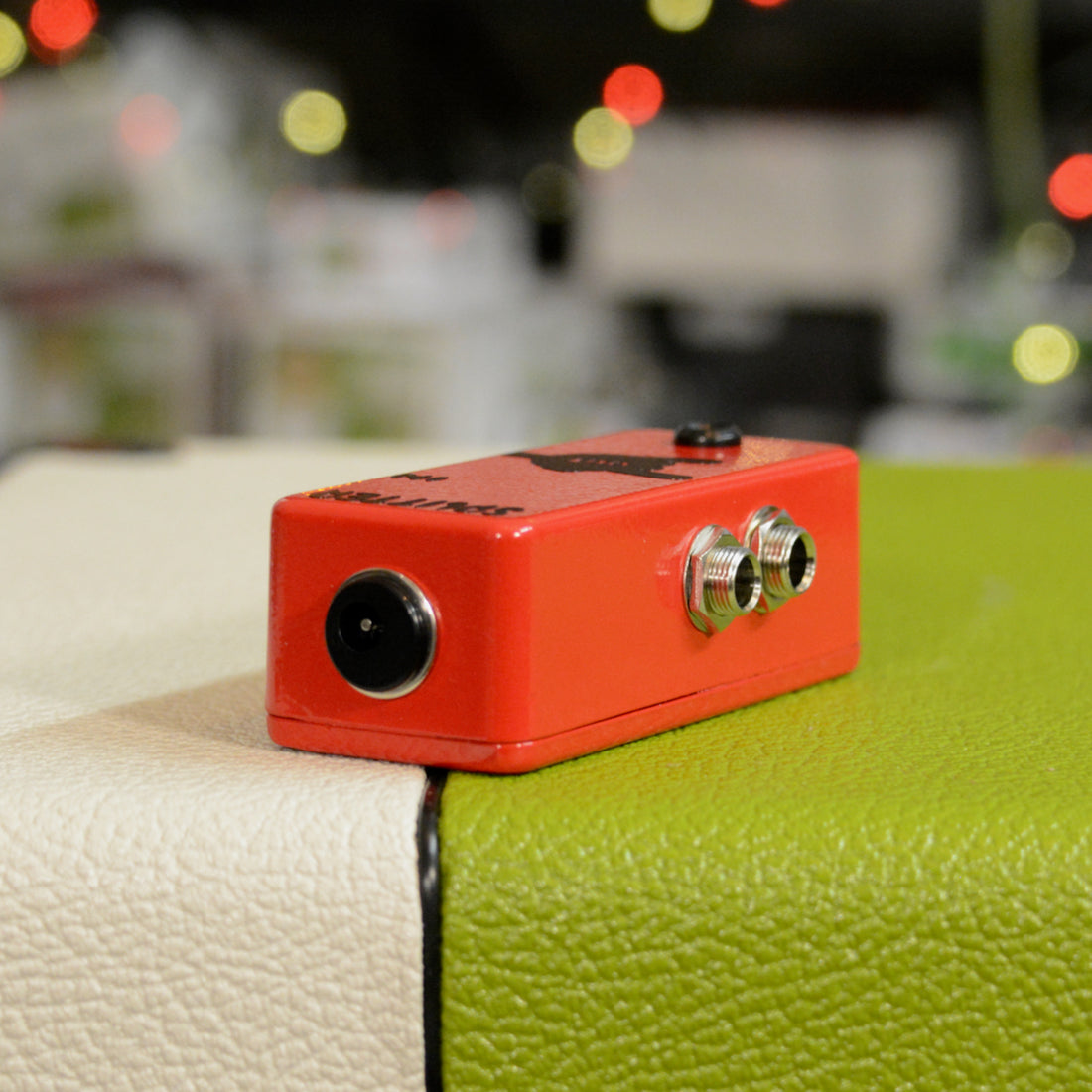 Splitter Box - 2 Out Buffered